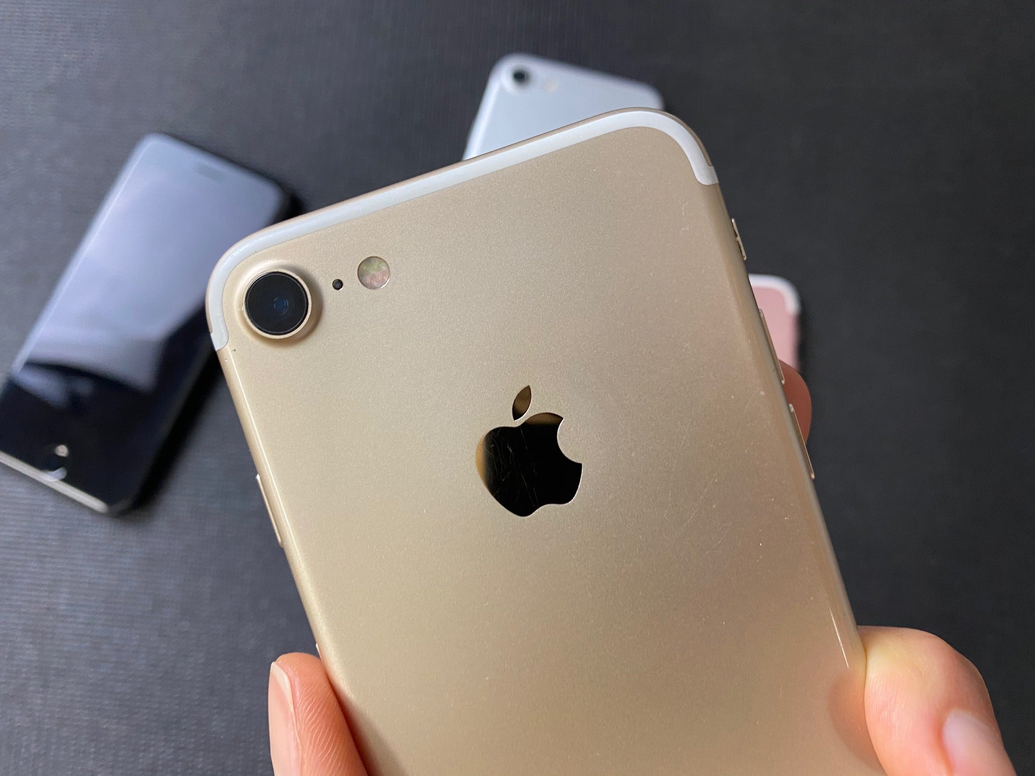 Is there an iPhone 7s? – Frank Mobile
